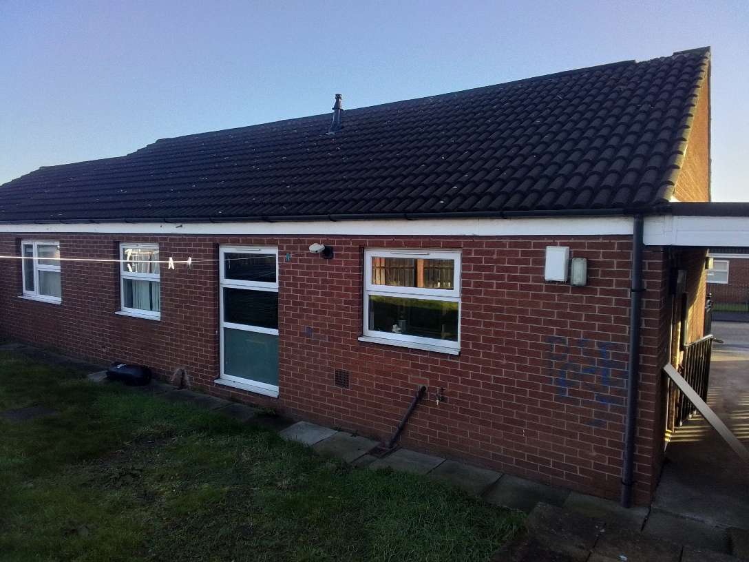 St Leger | Property Details