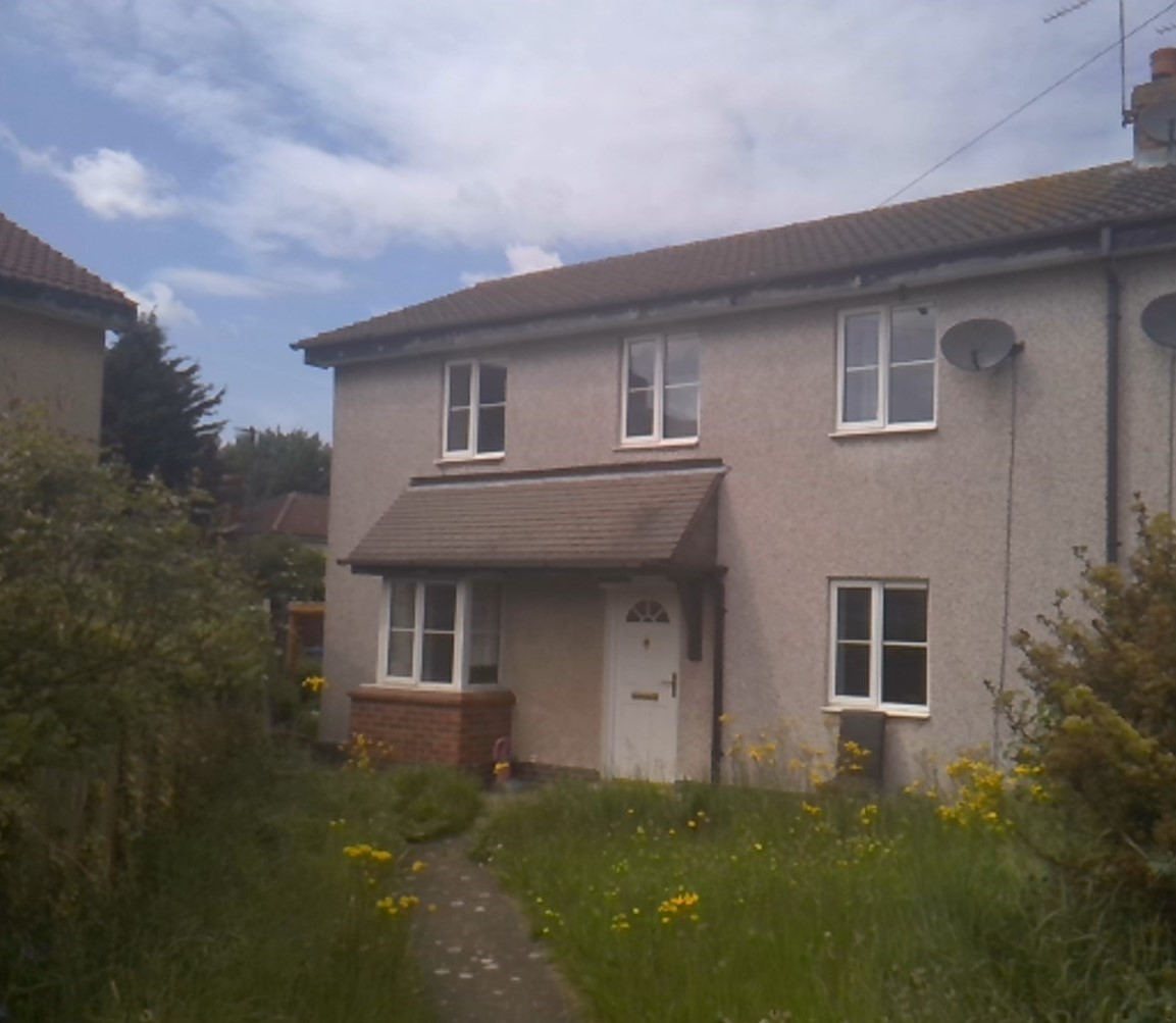 St Leger | Property Details