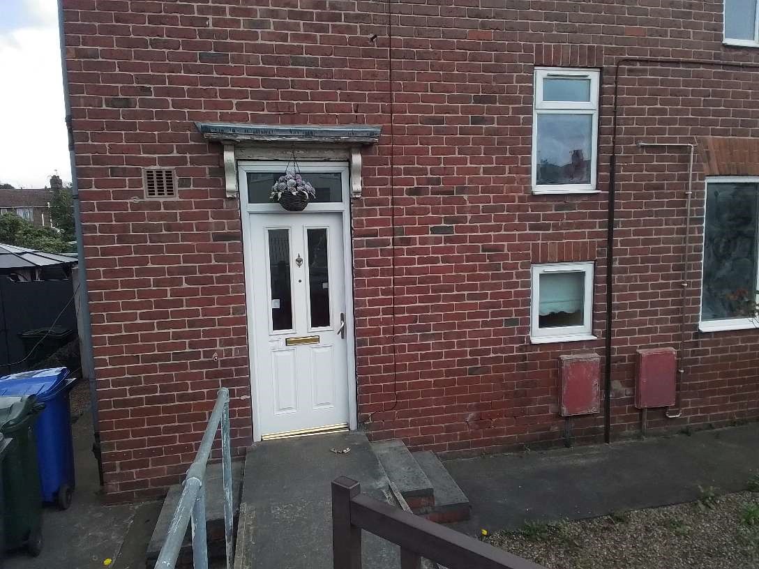 St Leger | Property Details