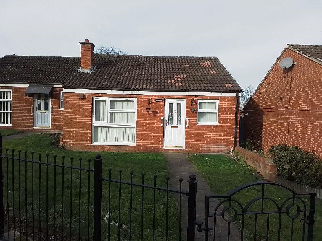 St Leger | Property Details