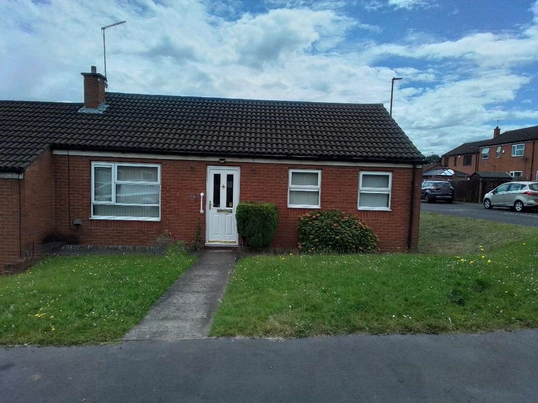 St Leger | Property Details