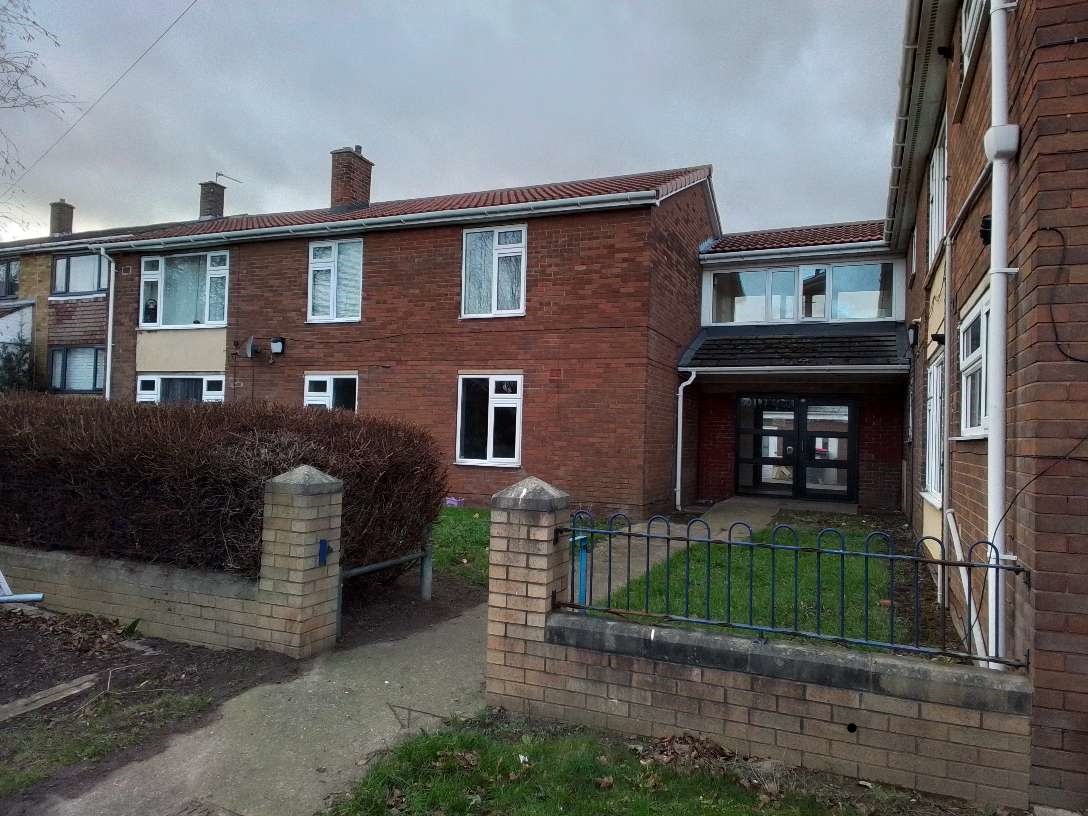 St Leger | Property Details