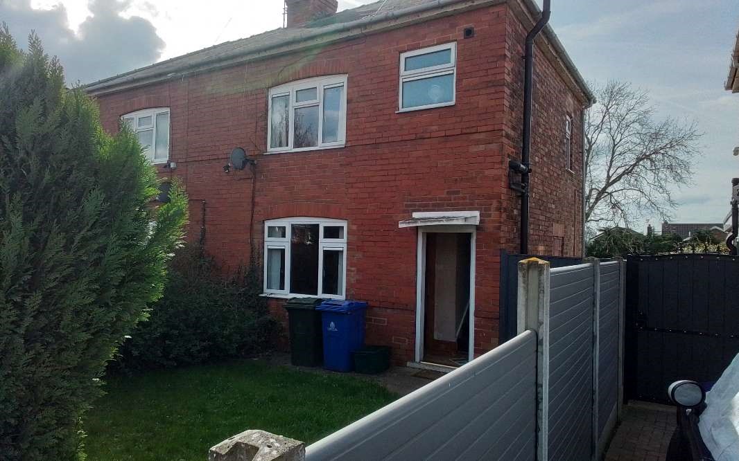 St Leger | Property Details