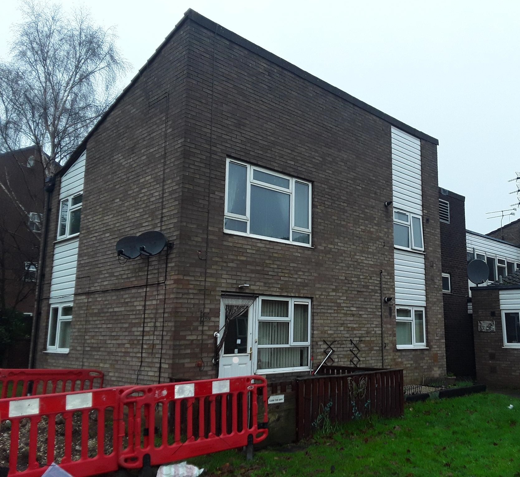 St Leger | Property Details