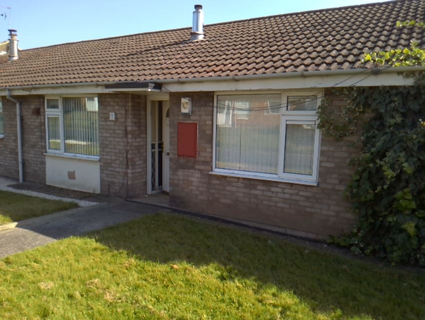 St Leger | Property Details