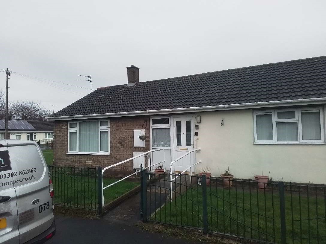 St Leger | Property Details