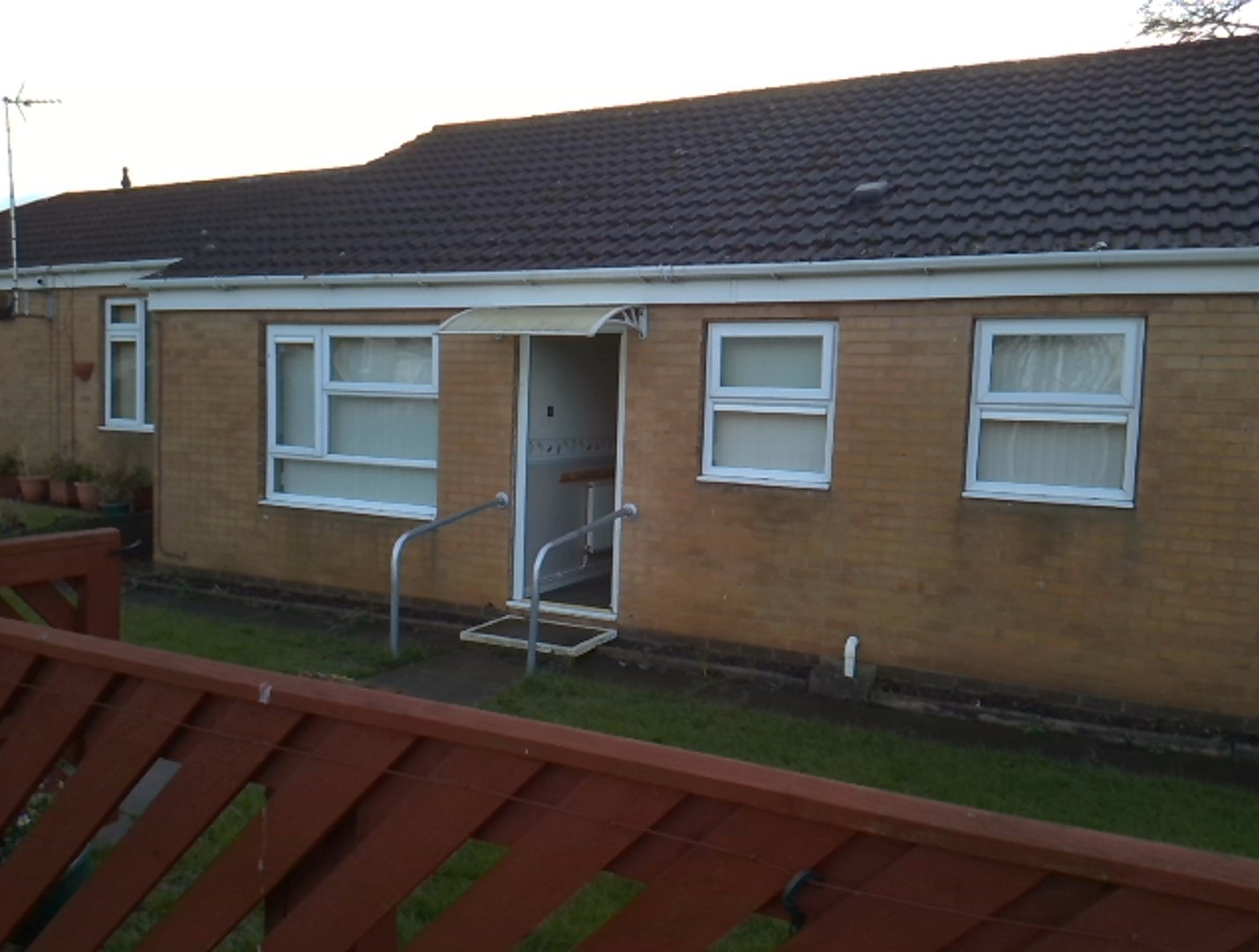 St Leger | Property Details